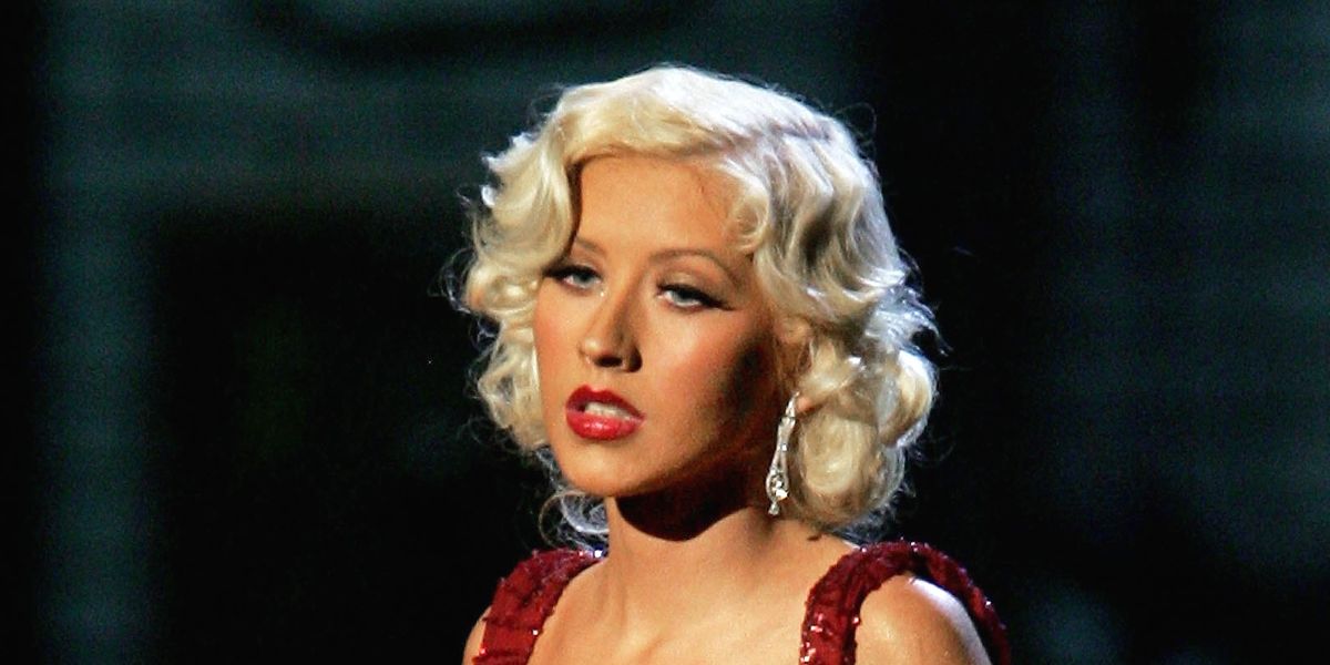 Christina Aguilera, 44, Sparks Fan Discussion over Her Appearance at ...