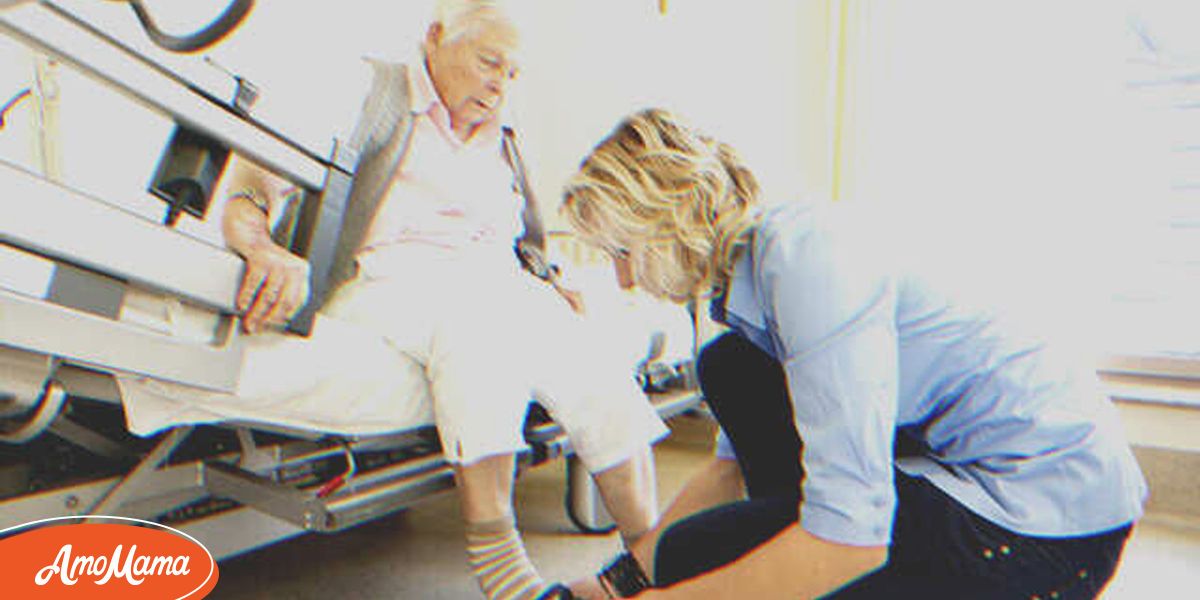 Widow Runs Out of Money Treating Old Mom, Unexpectedly Finds $70K in ...