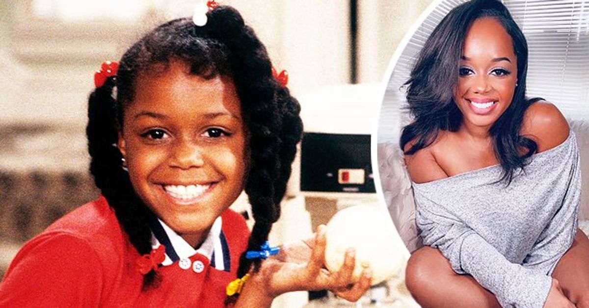 'Family Matters' Star Jaimee Foxworth Shows Her Glowing Skin Posing in ...