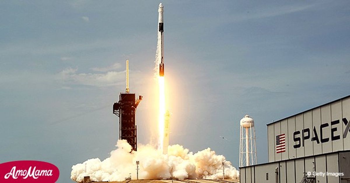 NASA Astronauts Are Launched into Space Aboard SpaceX Crew Dragon in ...