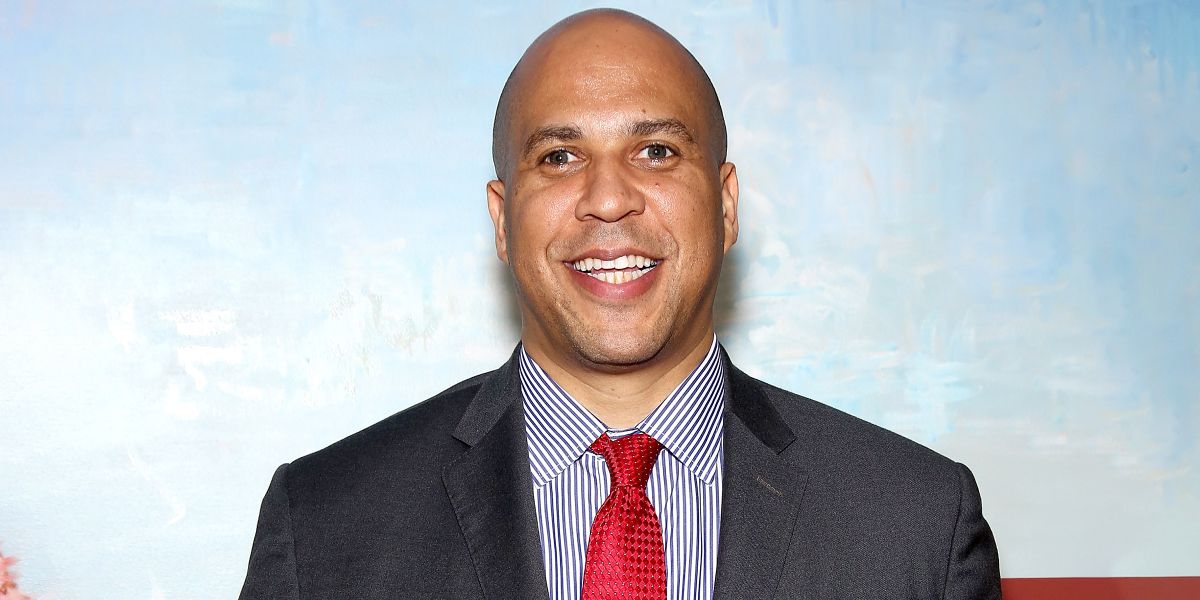 Cory Booker and Alexis Lewis Tie the Knot in Two Intimate Ceremonies 2 ...