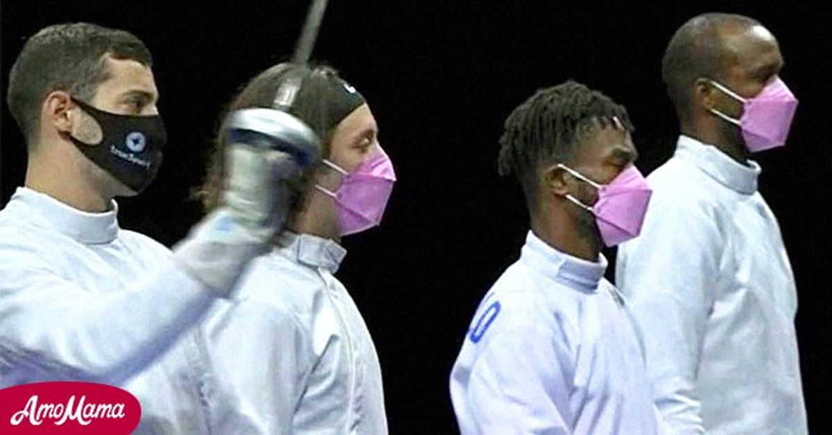 US Fencers Wear Pink Masks to Protest Teammate Standing Right Next to Them
