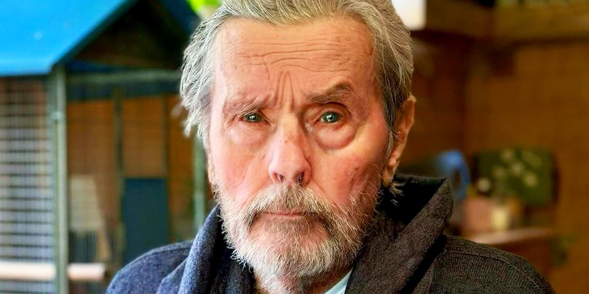 Once One of the Most Handsome Men, This Hollywood Legend Lived ...