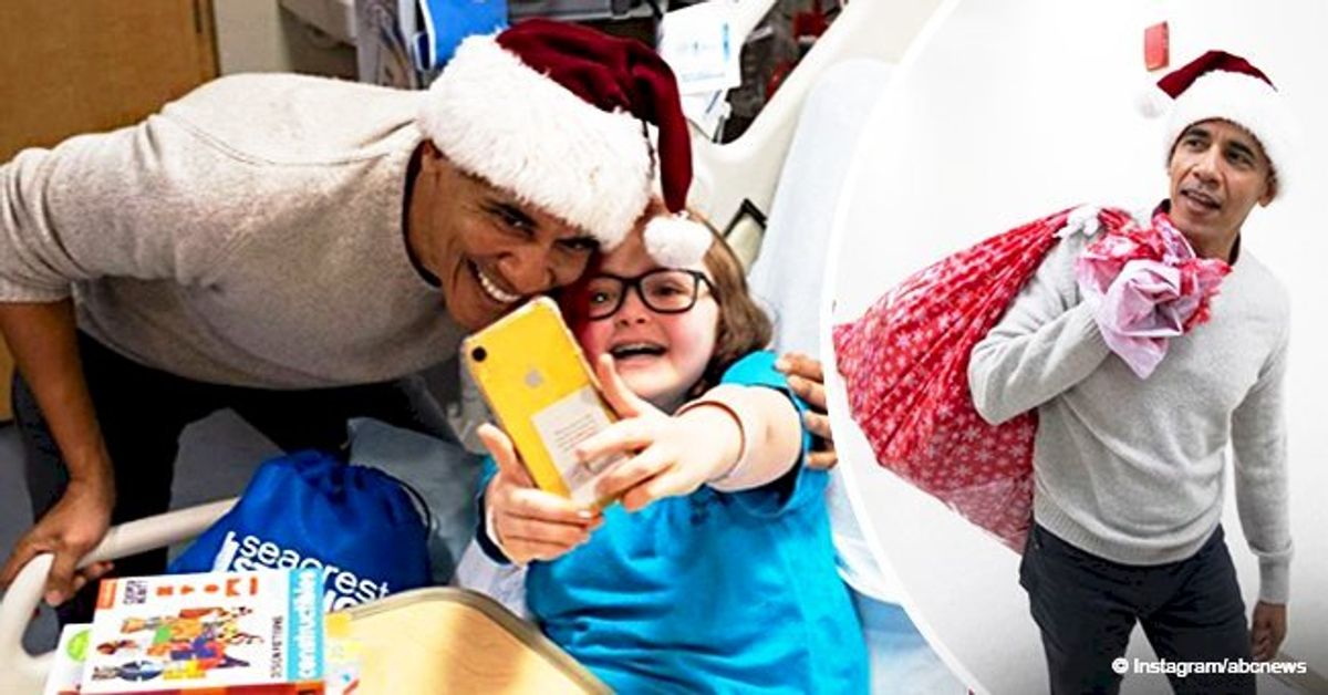Barack Obama fills in for Santa Claus & hands out surprise gifts to ...
