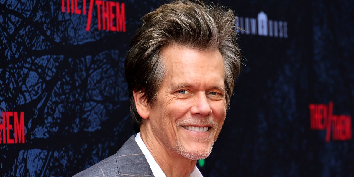 Kevin Bacon Shows 'Insane' Shirtless Photo on 66th Birthday, Dividing ...