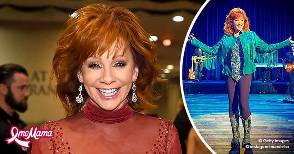 Reba McEntire, 65, Shows off Incredibly Toned Legs in Tight Black ...