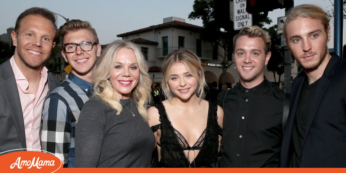 Chloë Grace Moretz & Her Siblings Have the 'Closest Family Ever' - More ...