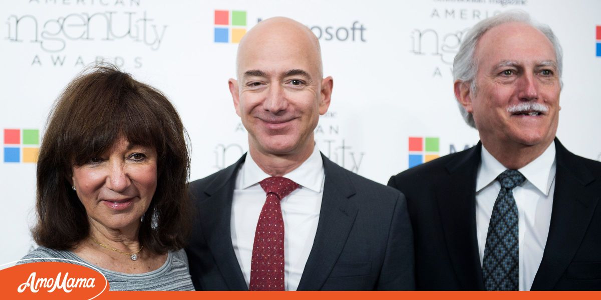 Jeff Bezos' Family Includes Philanthropic Parents & a Brother Who Has ...