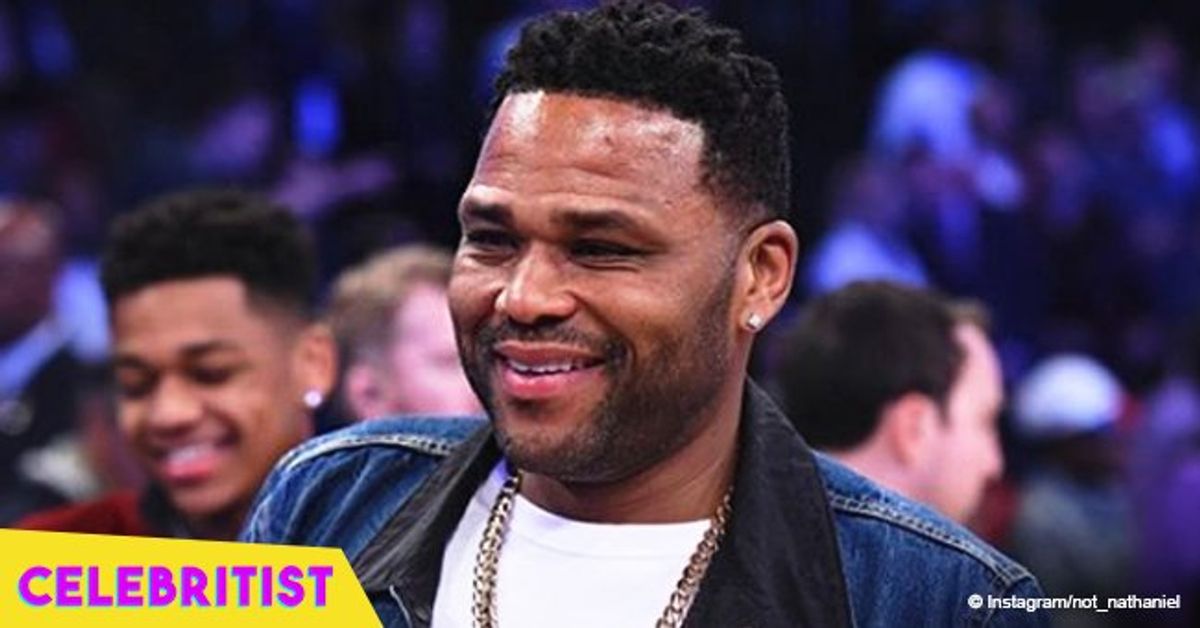 Anthony Anderson's grown-up son dances in white robe, looking like his ...