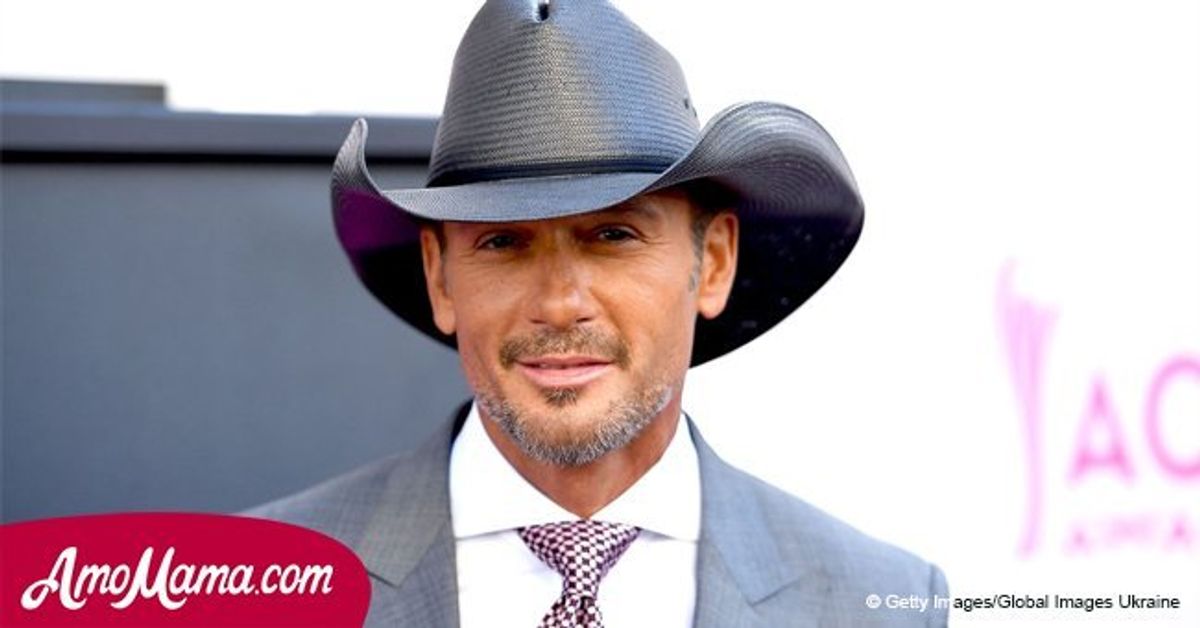 Tim McGraw shows up for the first time after scary on-stage fall ...