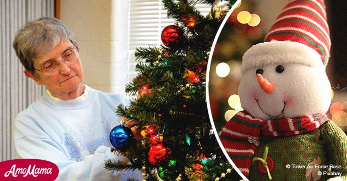 Experts say that people who put up their Christmas decorations ahead of ...