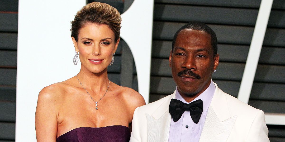 Eddie Murphy 63 And Fiancée Pose With His 3 Daughters Fans Stunned By Their Gorgeous Appearance