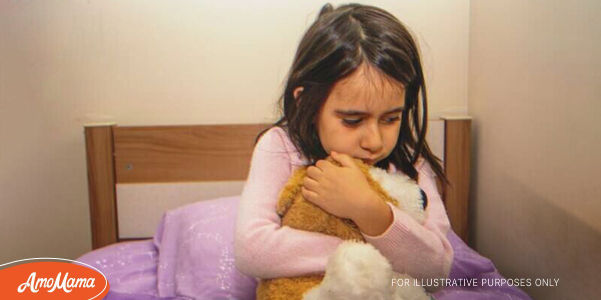 Mom Wants to Know Why 7 Nannies Quit on Her Child, Puts Recorder in Kid ...