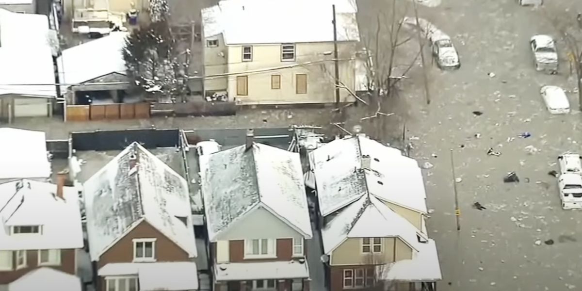 'That's Terrifying': Detroit Flooded by Icy Water – What Happened