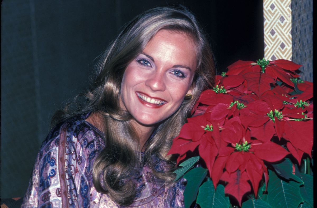 This Famous '80s Actress Stepped Out of the Spotlight & Later Revealed ...