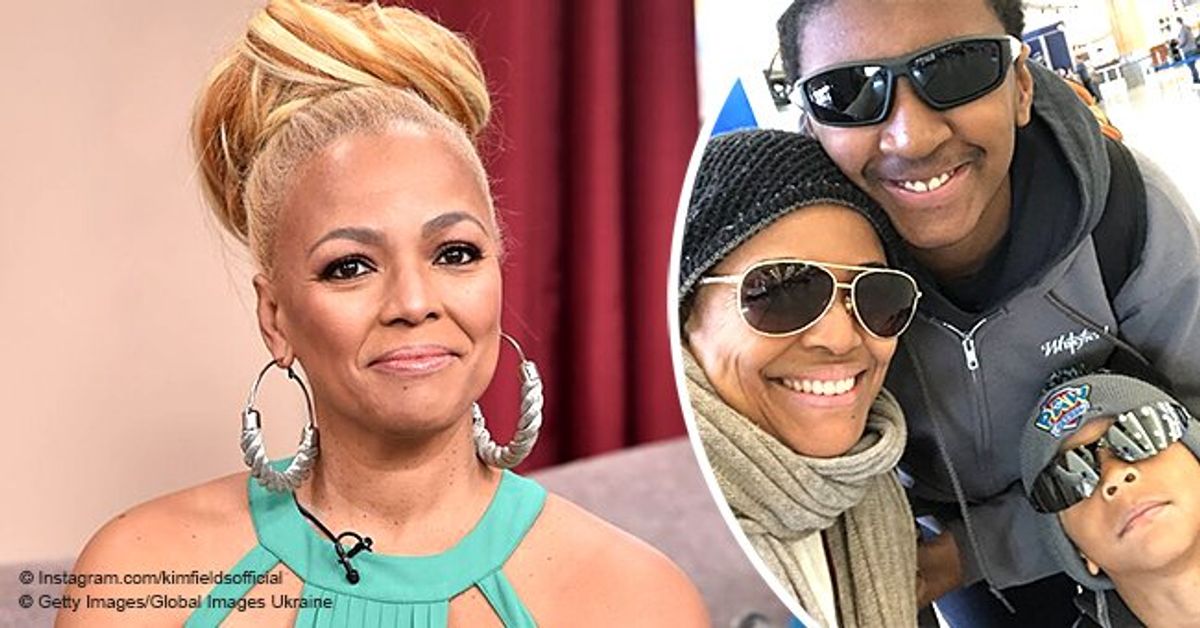 Kim Fields Flashes the Sweetest Smile as She Poses with Her Growing ...