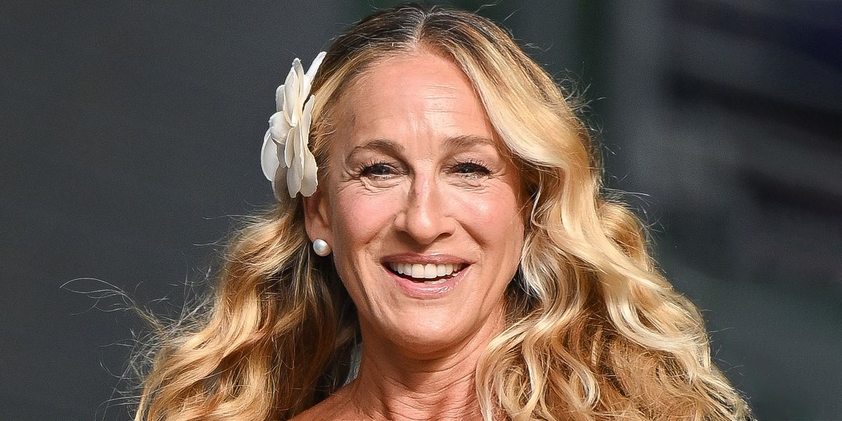 Sarah Jessica Parker Stuns in Statement Gown Featuring Giant Wings