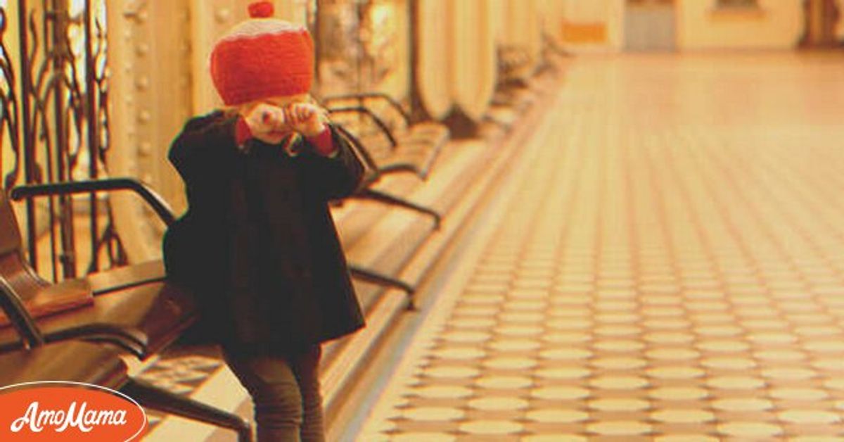 Blind Girl Begs Man to Help Find Her Dad, Minutes Later He Realizes It ...
