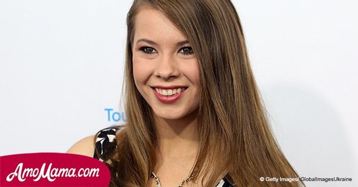 Bindi Irwin and her beau look so in love as they cuddle up to one ...