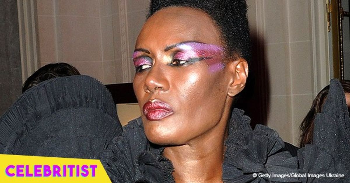 Grace Jones, 70, covers her body in white paint & wears a statement ...