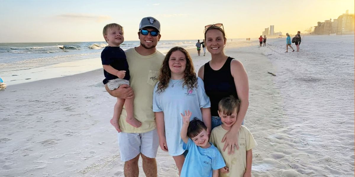 'I Find It Hard to Even Breathe': 27-Year-Old Mom Dies in Boating Accident, Leaving Husband and ...