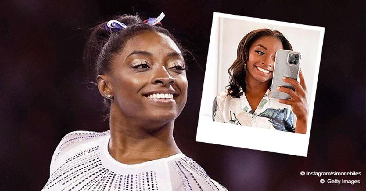 Simone Biles Poses with Cool Makeup as She Flashes Her Awesome White ...