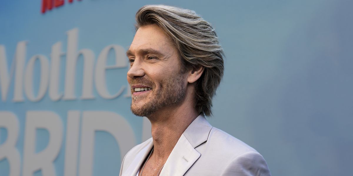 Chad Michael Murray Makes Rare Appearance with Wife and Kids at the ...