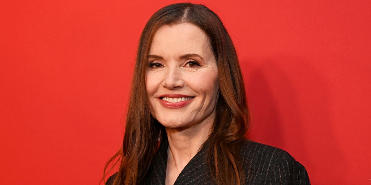 How Geena Davis' Daughter and 20-Year-Old Twins Look Now – See Their ...