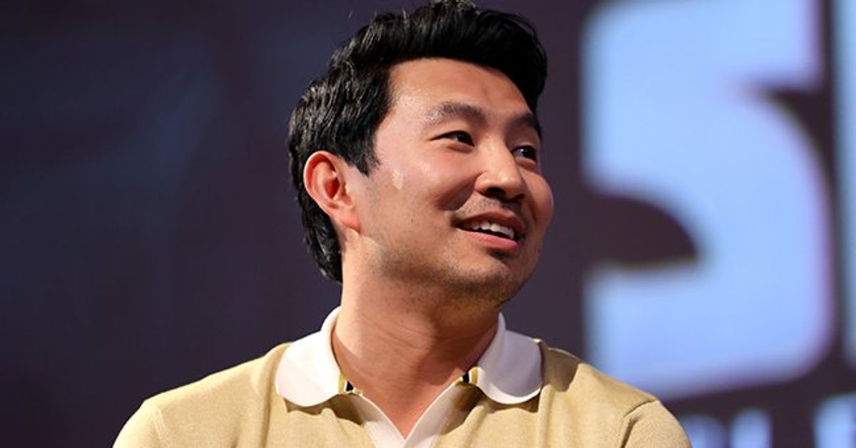 'Shang-Chi' Star Simu Liu Pokes Fun at Naysayers with Stock Photo from ...