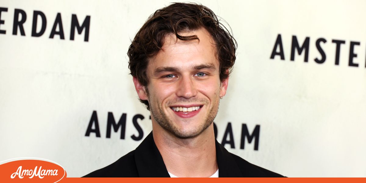 Does Brandon Flynn Have a Partner? Sam Smith's Ex-boyfriend Was Linked ...