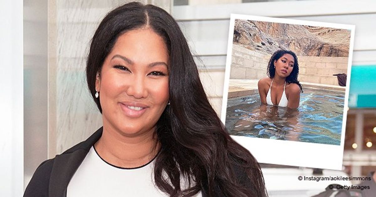 Kimora Lee Simmons Look Alike Daughter Aoki Wows Fans Posing In A