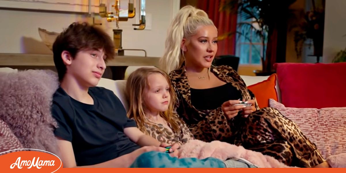 Summer Rain Rutler Is a Little Artist - More about Christina Aguilera's ...