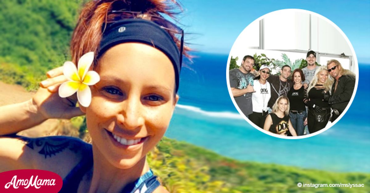 Stepdaughter Lyssa Chapman Shares Throwback Photo of Her Big Family ...