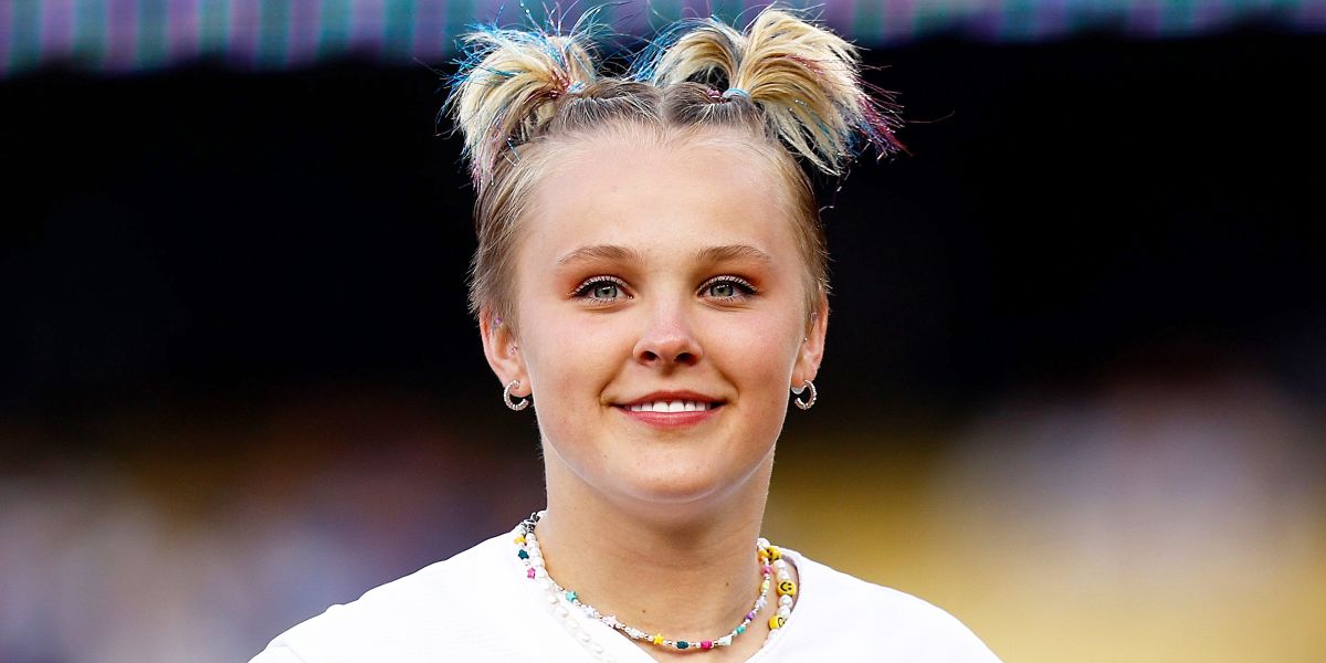 JoJo Siwa's Boyfriend Chris Hughes' Recent Post Ignited Buzz about the ...