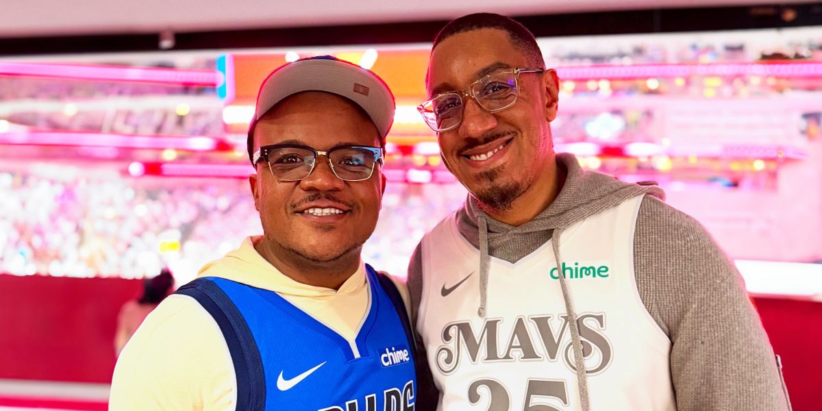 'Wow': Texas Representative Venton Jones Proposes to His Partner at the ...