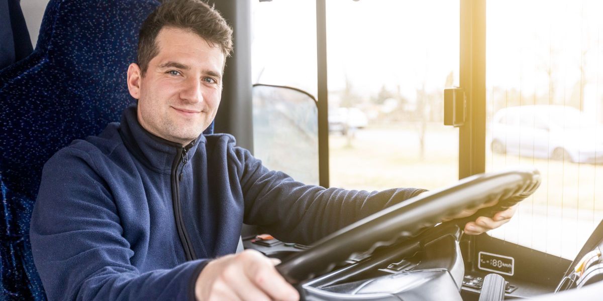 I Was a School Bus Driver When I Found a 6-Year-Old Boy Walking Alone ...