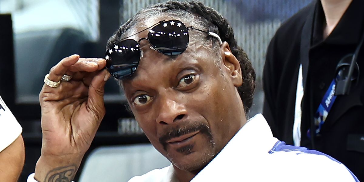 Snoop Dogg's Reported 'Insane' Daily Earnings for Hosting the Olympics ...