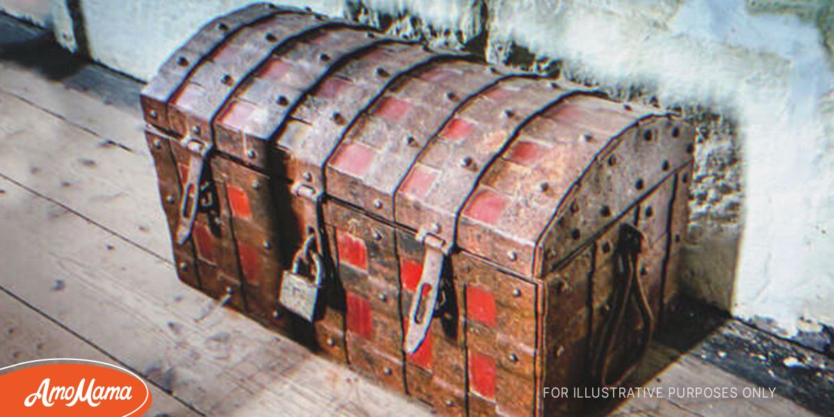 Man Cannot Open Old Chest of Inheritance, Learns His Loathed Sister Has ...