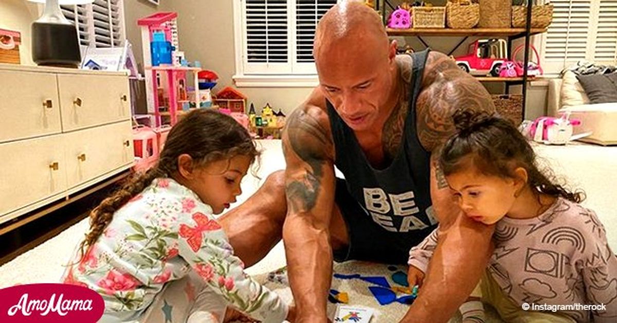 Check Out This Adorable Pic of Dwayne Johnson Playing with His ...