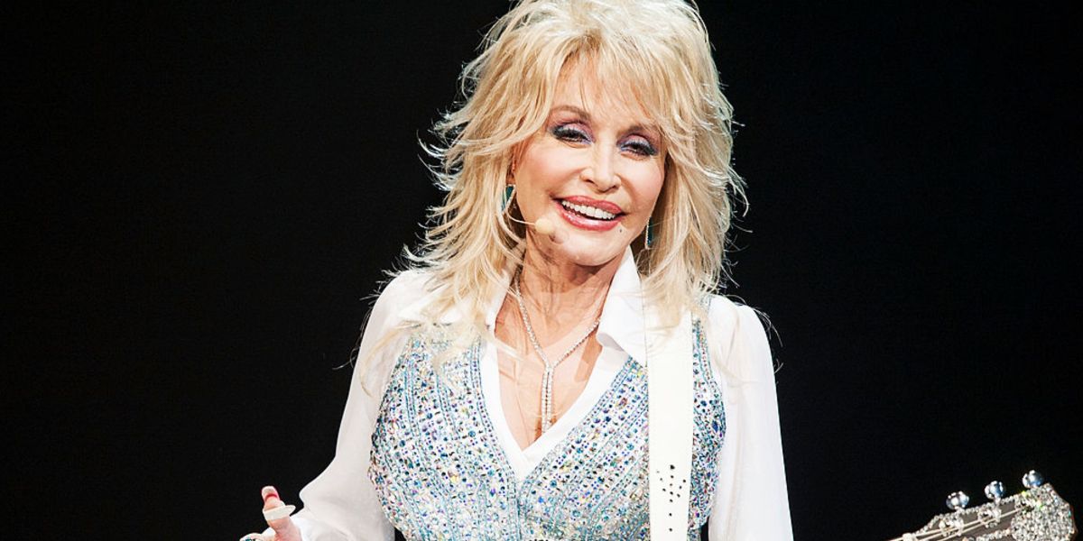 Dolly Parton Makes First Public Appearance Since the Death of Her ...