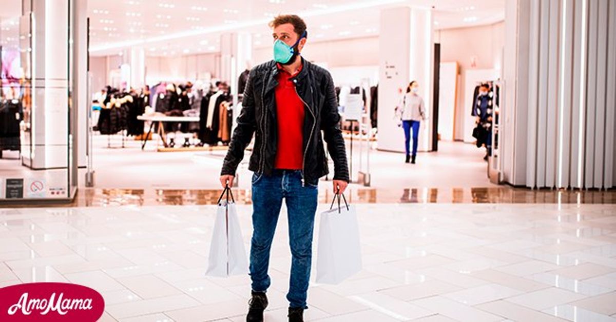 Daily Joke: Man Goes into Store but Security Guard Stops Him