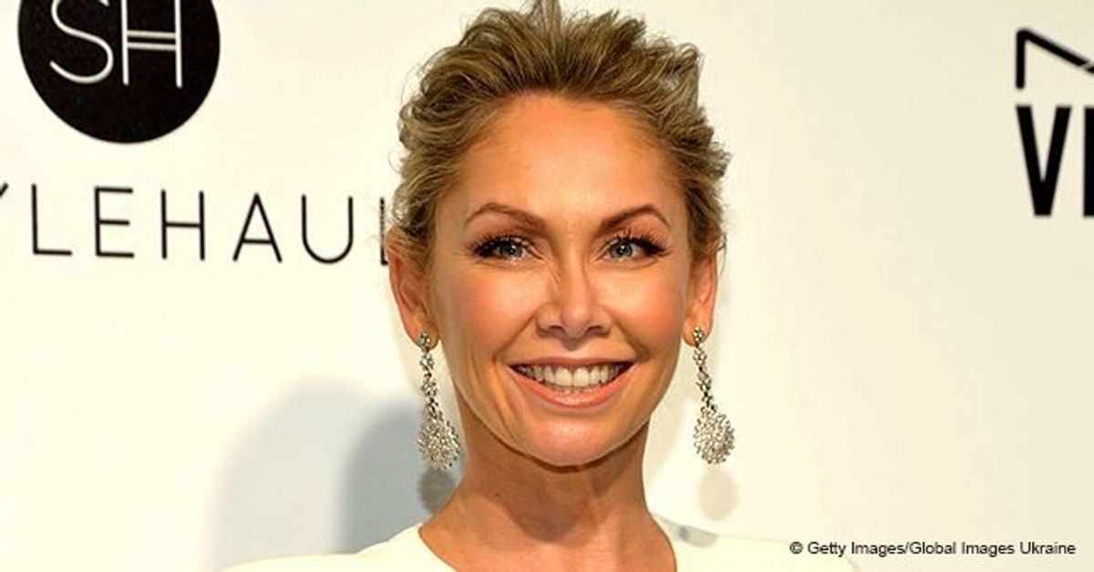 Kym Johnson, 41, shows off post-baby body while dancing with her kids