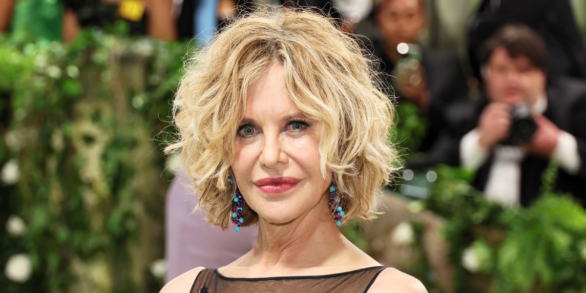 'Looks Like She's in Pain': Meg Ryan's New Rare Outing Sparks Buzz