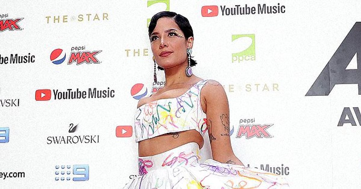 Singer Halsey Reveals She Was 'Treated like a Teen Mom' for Being ...