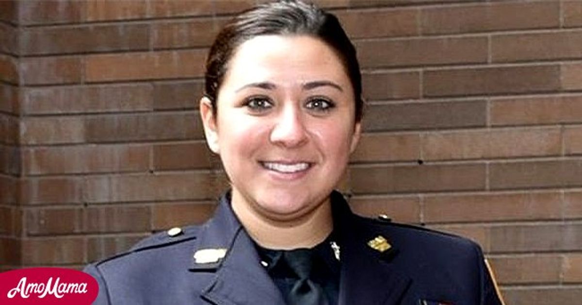 NYPD Officer Praised on Social Media after Running through Times Square ...